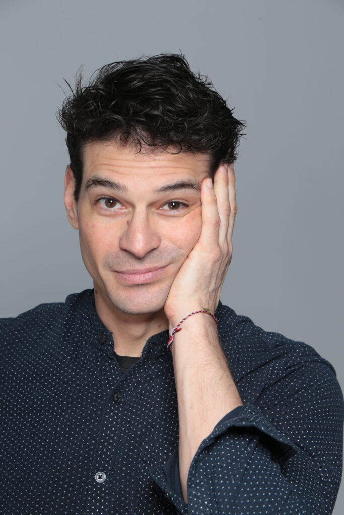 Aaron Kahn – Improvisateur & Coach Théâtre à Paris